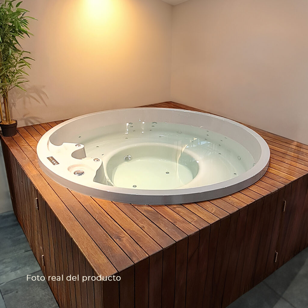 Jacuzzi en Colombia con diferentes tamaños y capacidades